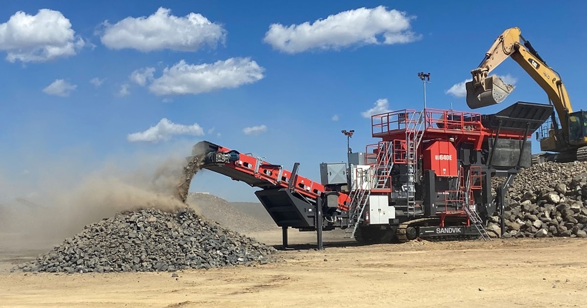 Best in the business for Colorado Materials with Sandvik UJ640E jaw ...